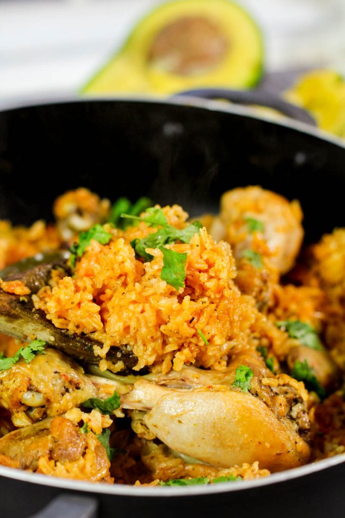 🏅 Arroz Con Pollo (arroz porto-riquenho com frango)