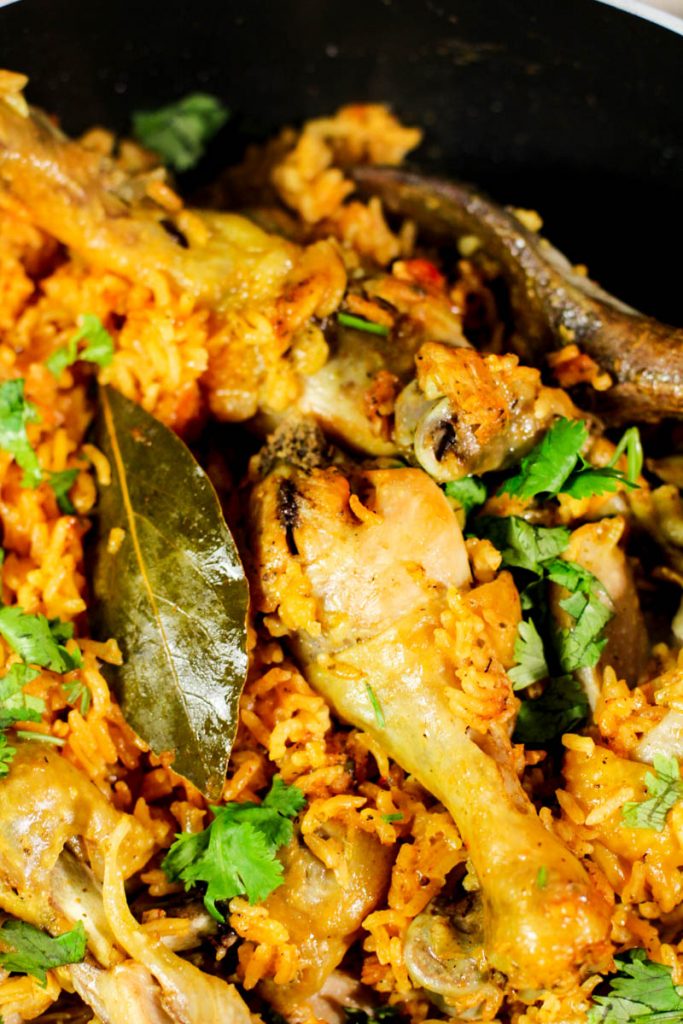 🏅 Arroz Con Pollo (arroz porto-riquenho com frango)