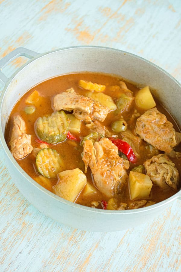 🏅 Frango porto-riquenho (ensopado de frango)